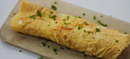 Quick And Easy Omelet With Cheddar Cheese In 10 Minutes